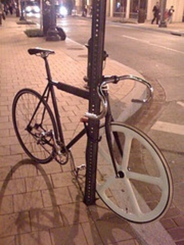 Fixed-Gear Bike Fad Begins Slow Roll of Death | DCist