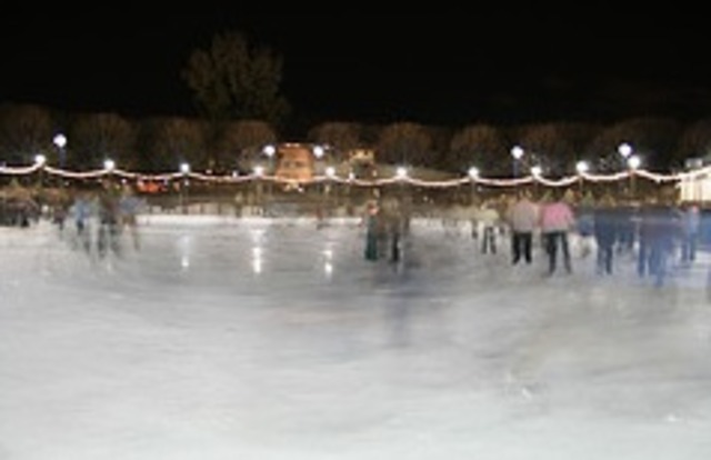 Sculpture Garden Ice-Skating Rink Finally Set to Open Thursday | DCist