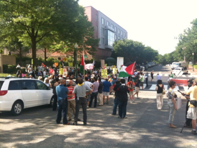 Protesters Gather at Israeli Embassy, Head to White House | DCist