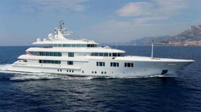 Dan Snyder's On A Boat | DCist