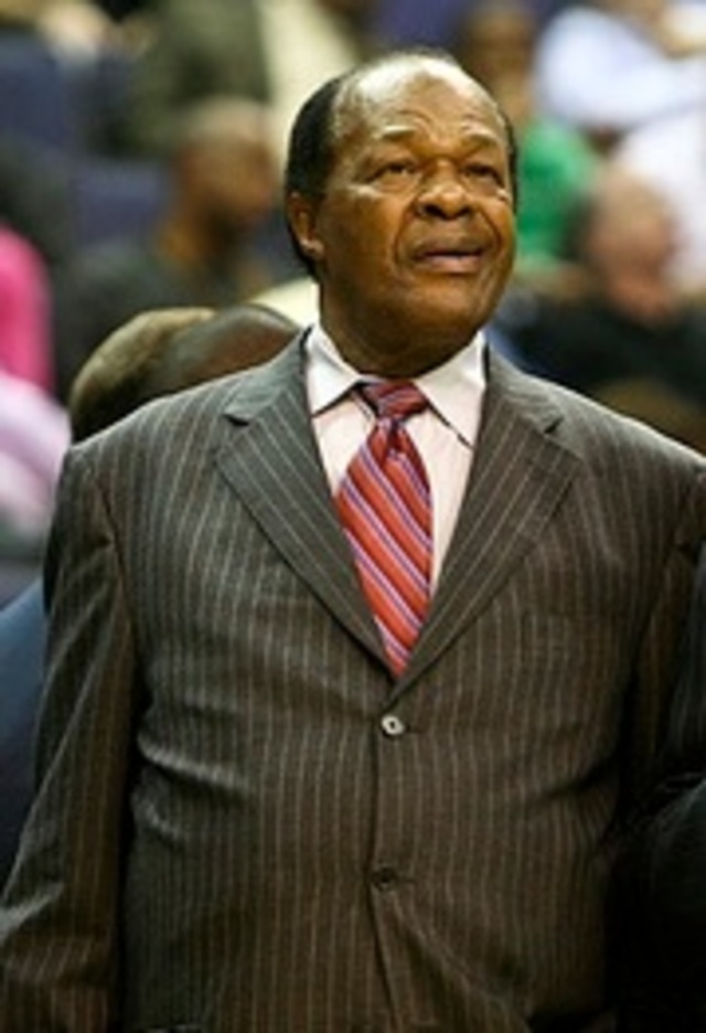 Barry Possibly in Violation of Ethics Rules Over Large Gifts From ...