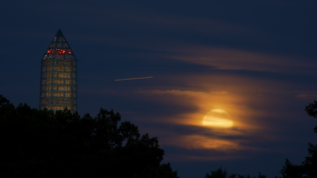 Super Moon Lights Up Skies Over D.C. | DCist