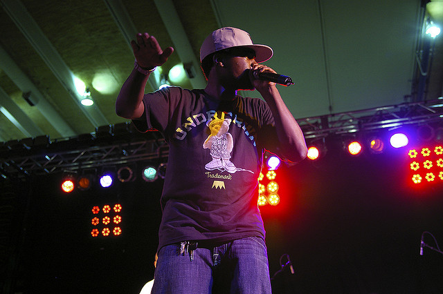 Wale Says He Was Kicked Off Flight for Using His Phone | DCist