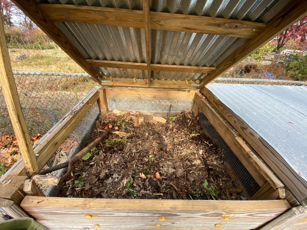 Dispatches From One Of D.C.'s Free Community Composting Sites | DCist