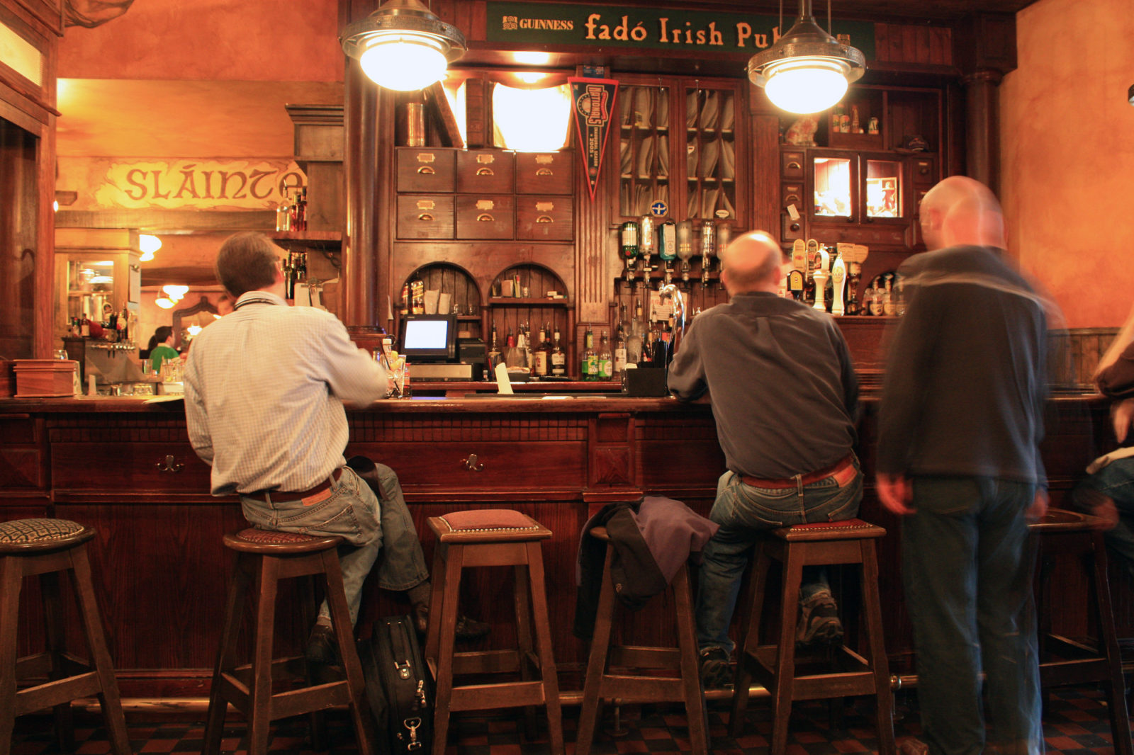 Fado Irish Pub In Chinatown is Closing … But Not Because Of Coronavirus ...