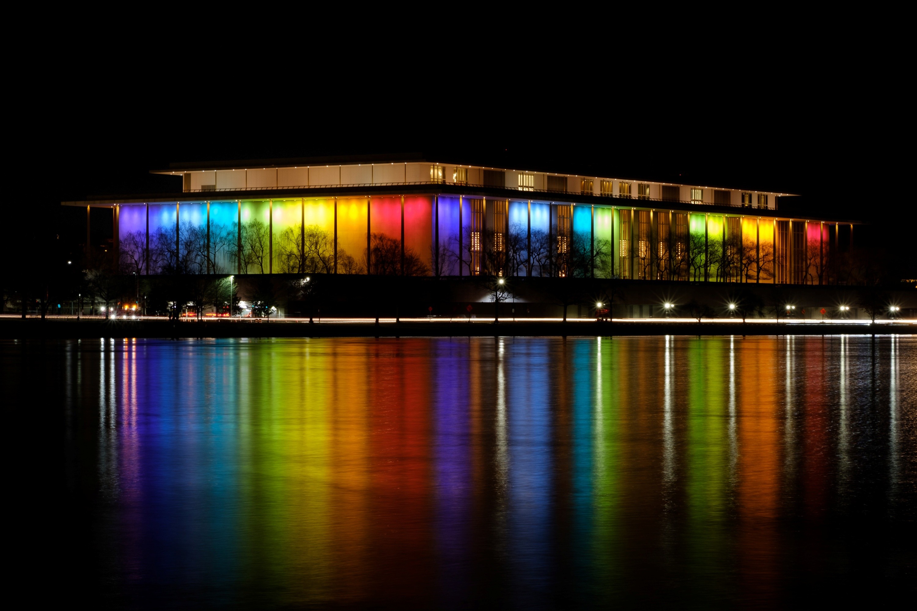 Kennedy Center Will Return To Hosting Indoor Concerts, With Patrons ...