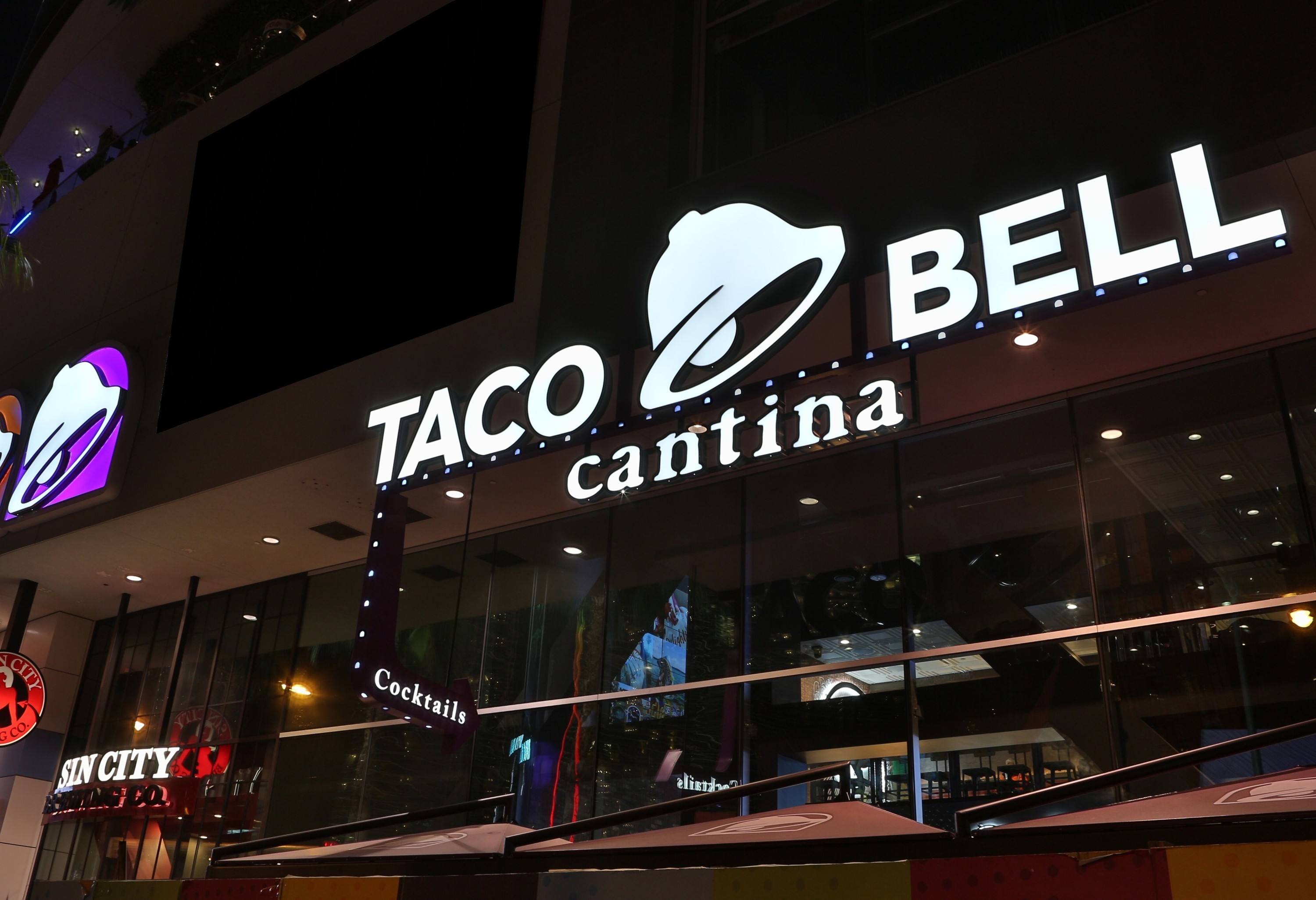 Rejoice D C The Taco Bell Cantina In Columbia Heights Is Open DCist Rejoice D C The Taco Bell Cantina In Columbia Heights Is Open DCist