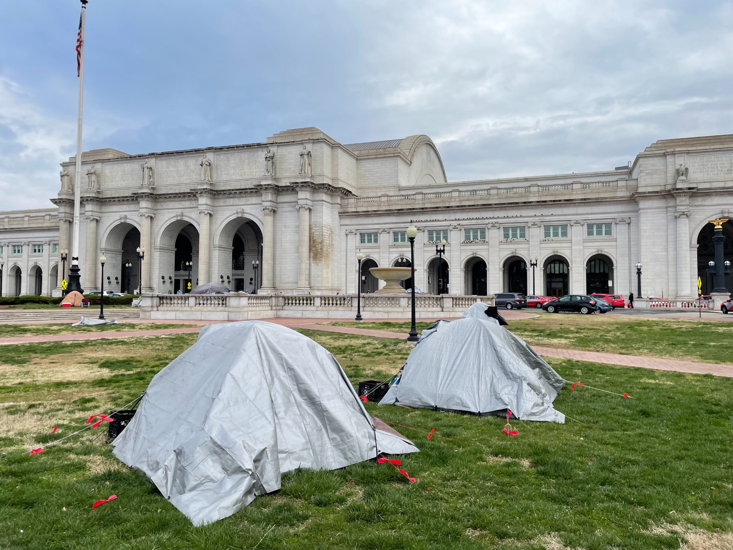 NPS To Close Encampment Outside Union Station | DCist