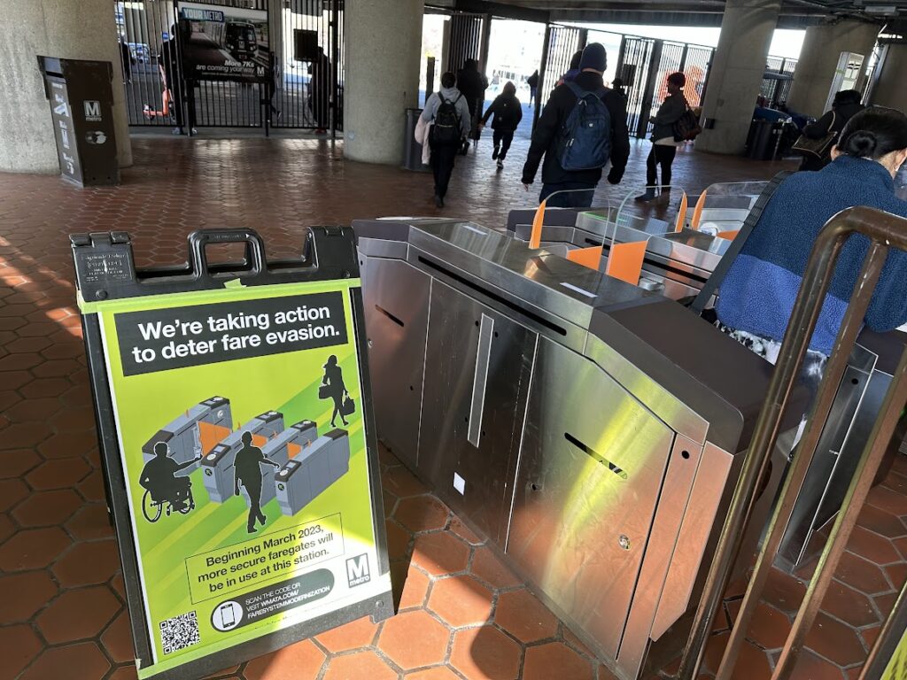Metro Will Retrofit Faregates To Cut Down On Fare Evasion | DCist