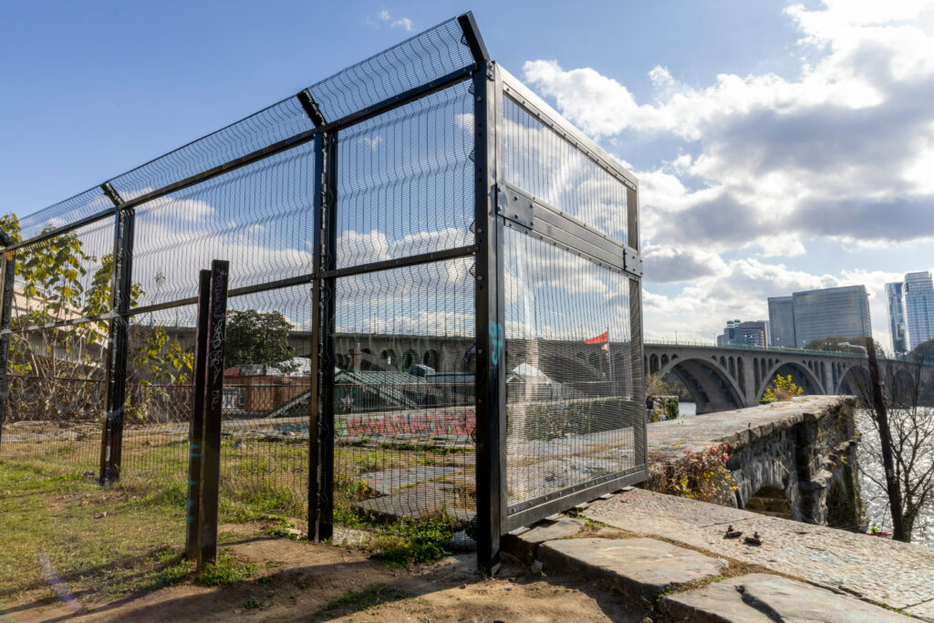 Georgetown's 'Graffiti Cliffs' Are Fenced Off. Locals Aren't Happy | DCist