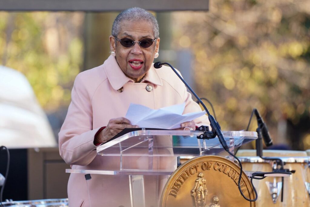 Photos: DC Unveils Newly Named Marion Barry Avenue SE | DCist