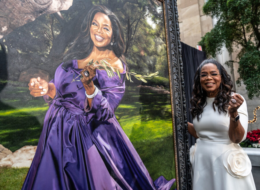 Oprah Winfrey Portrait Unveiled In D.C. At The National Portrait ...