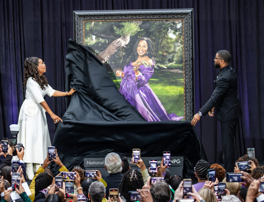 Oprah Winfrey Portrait Unveiled In D.C. At The National Portrait ...