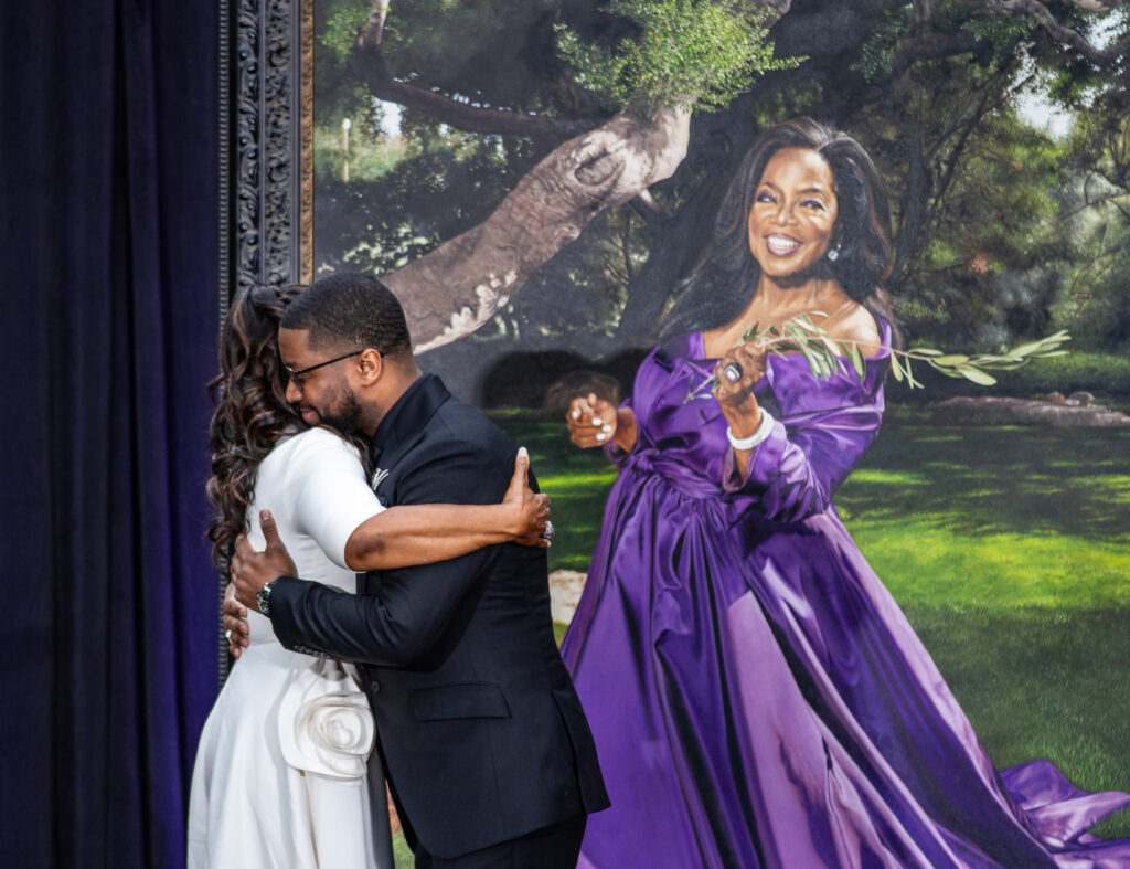 Oprah Winfrey Portrait Unveiled In D.C. At The National Portrait ...